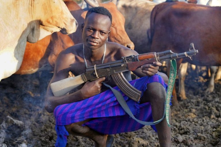 Sobreviviendo a un "Cattle Camp". Leche, ceniza y sangre. Diarios de ...