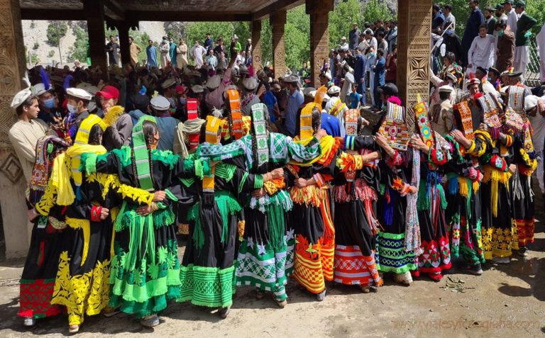 Los Kalash: buscando a la etnia más desconocida de Pakistán