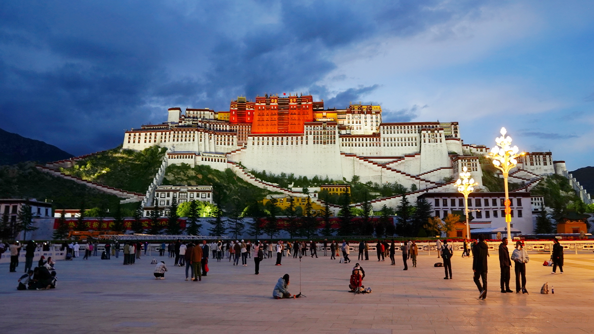 Lhasa: guía para viajar al corazón espiritual del Tíbet entre fe ...